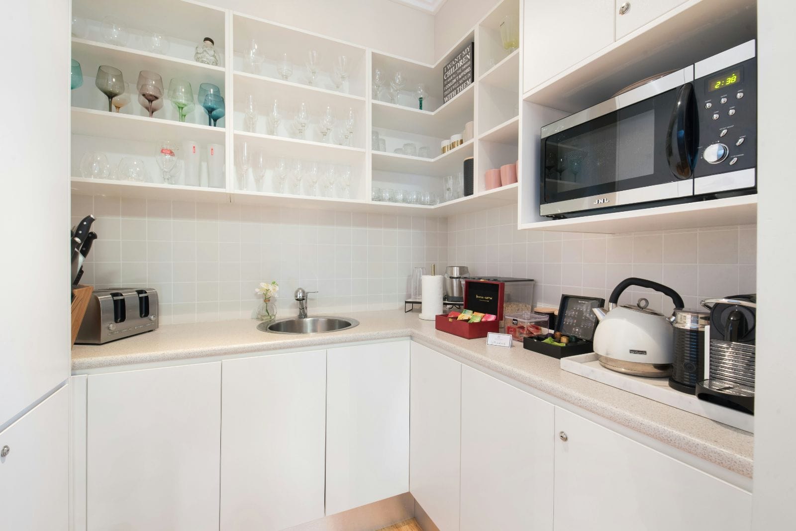 Butler's Pantry Basics: What You Need to Know